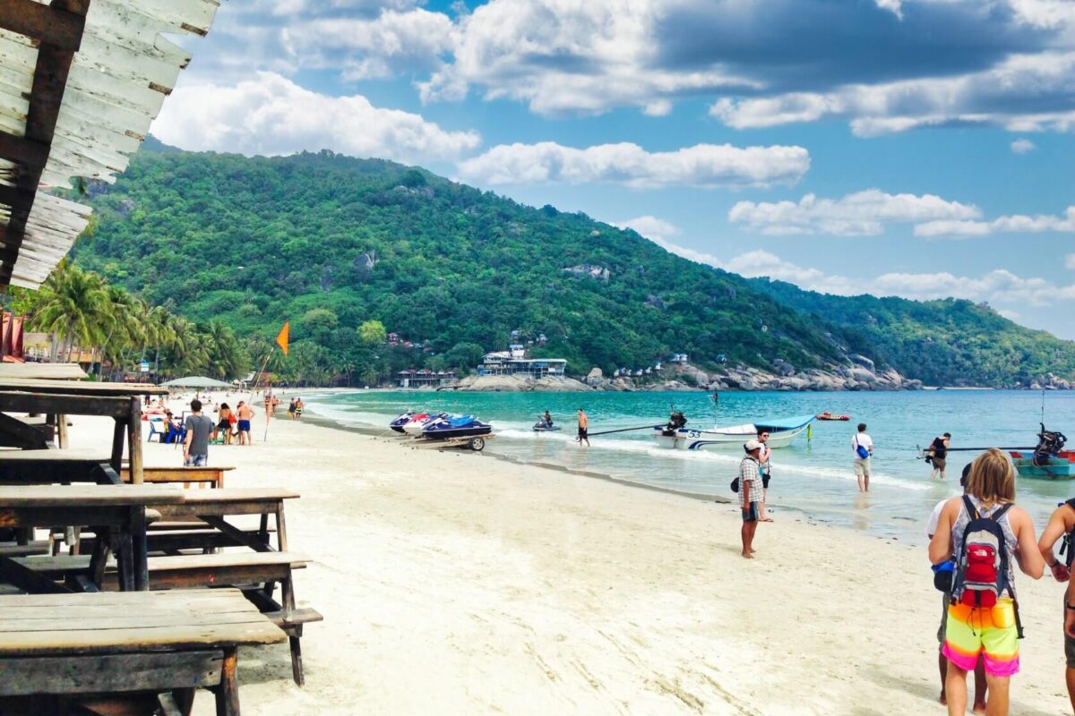 Haad Rin Beach Koh Phangan Thailand 2014 | Flashpacking4Life