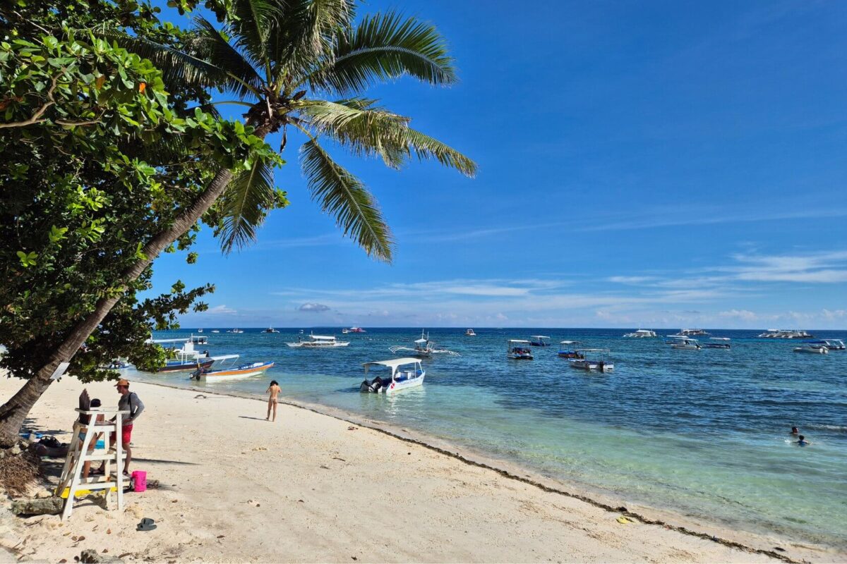 Alona Beach Panglao Bohol Philippinen | Flashpacking4Life