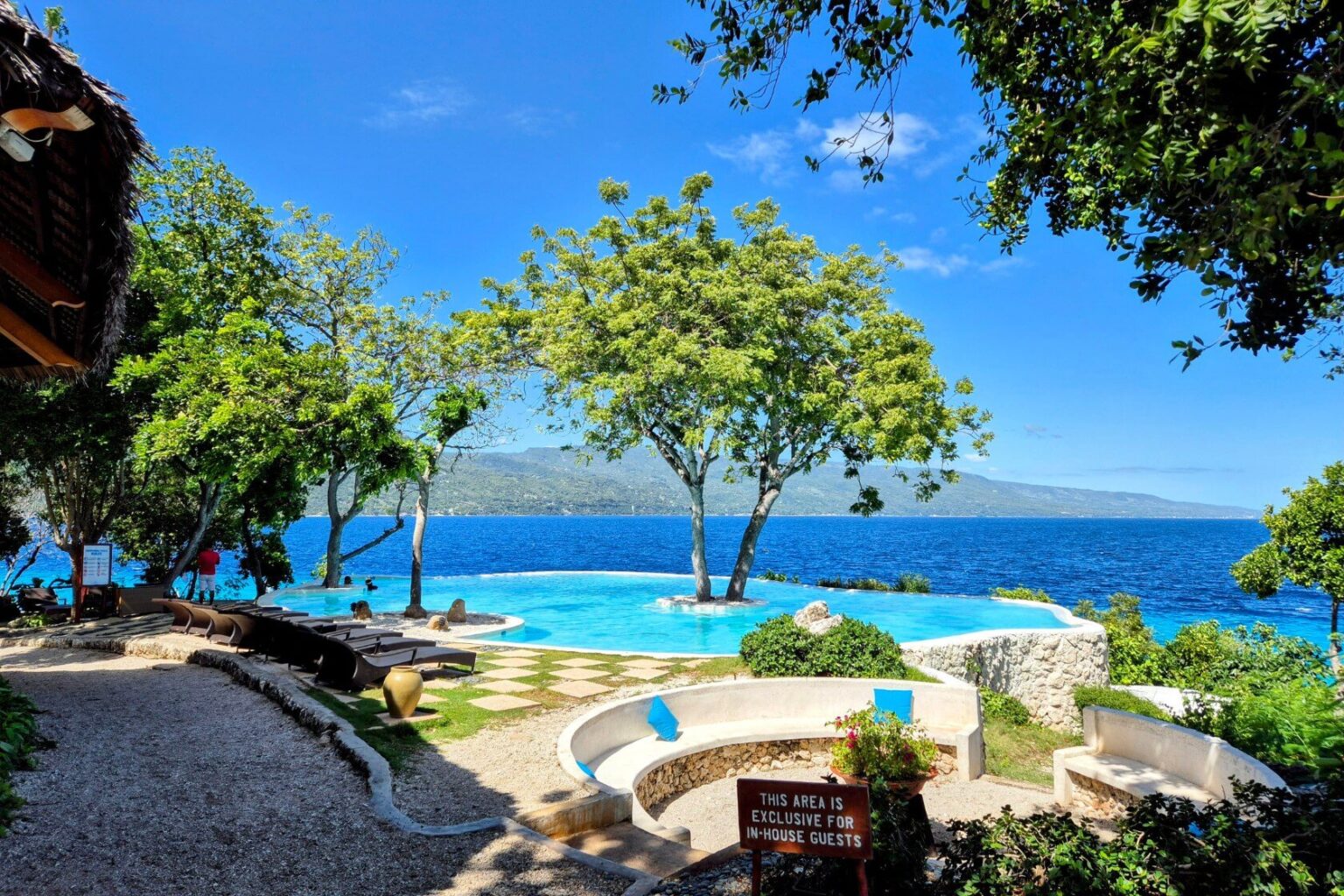 Sumilon Island Bluewater Resort Pool | Flashpacking4Life