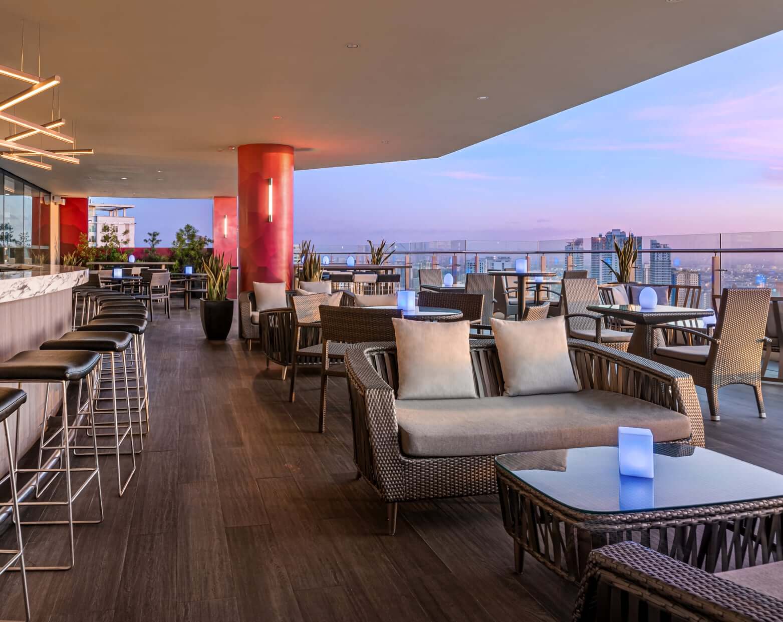 Skybars in Manila: Die besten Rooftop Bars der Stadt